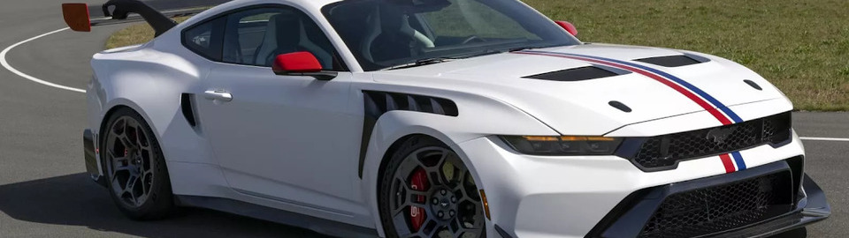 Читати на RST - Ford Mustang отримав дві нові версії